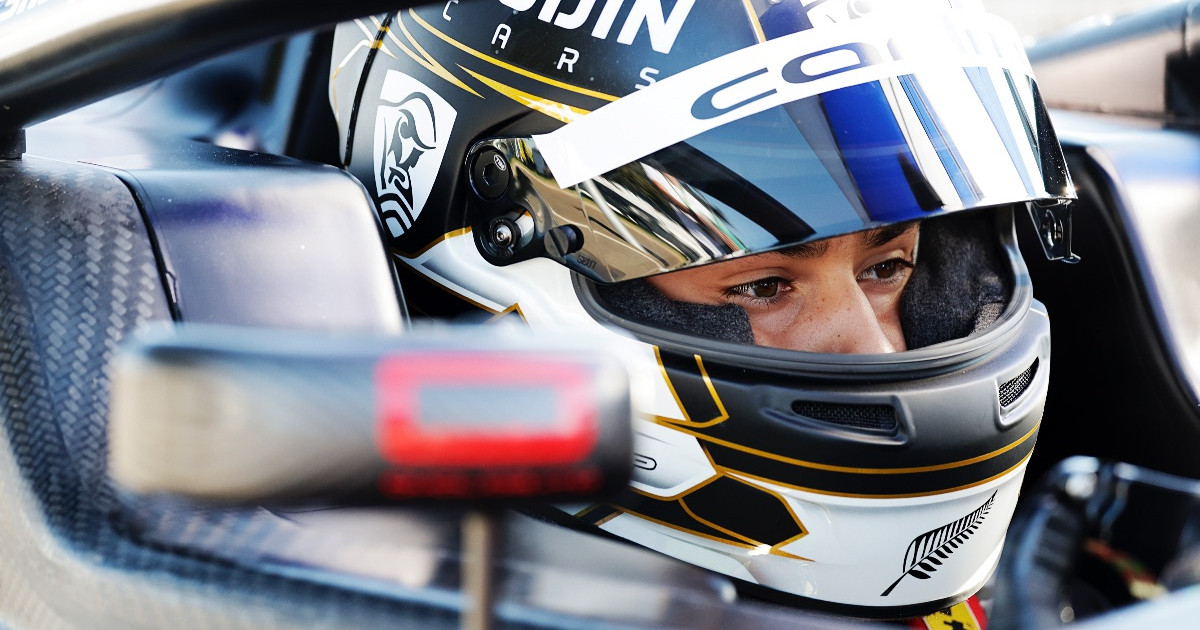 Louis Sharp gains ground despite challenging Snetterton weekend ...