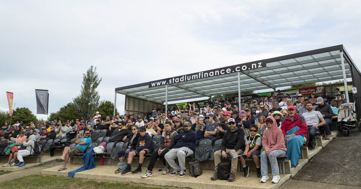 Stadium Finance Proudly Supporting Ruapuna Speedway - Stadium Finance
